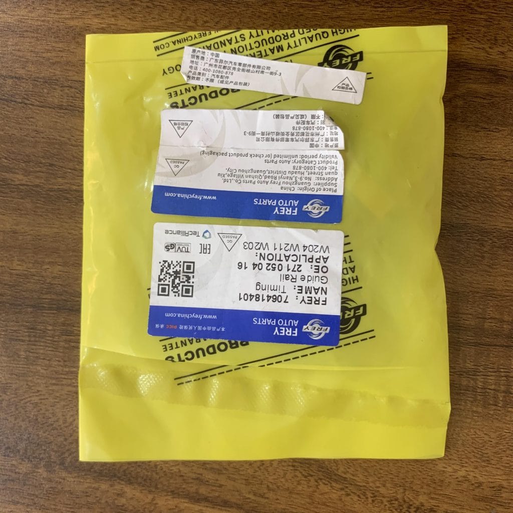 Máng cam trên Mercedes M271 C200 W204- 2710520416 – Phụ tùng ô tô Frey